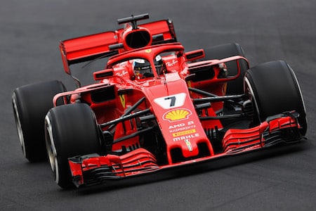 ”Kimi ajoi fantastisen hyvin” - Räikköselle hehkutusta Hamiltonilta