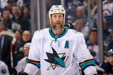 The Athletic: Jatkosopimus Joe Thorntonille NHL-seura San Jose Sharksiin