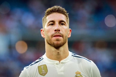 Sergio Ramos myönsi saaneensa tarjouksen muualta, mutta jatkaa Realissa ...