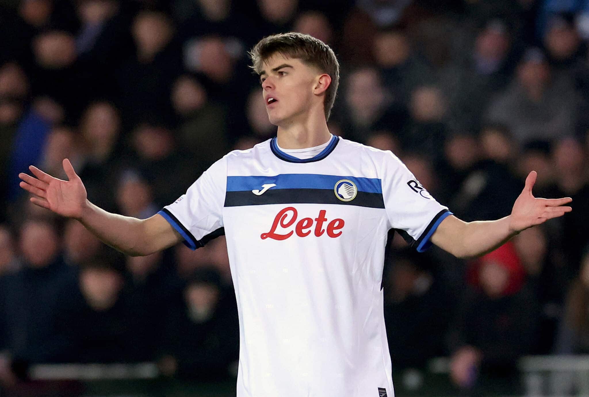 ManU ja Man City ovat saman vonkaleen kintereillä