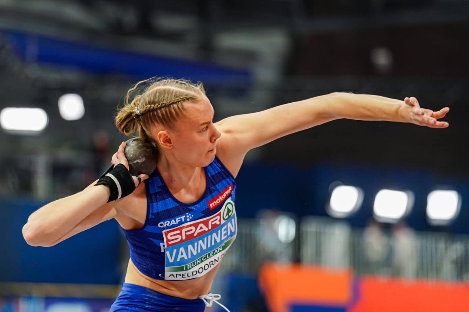 Saga Vanninen takoo hurjaa jälkeä - tiukasti kiinni Euroopan ...