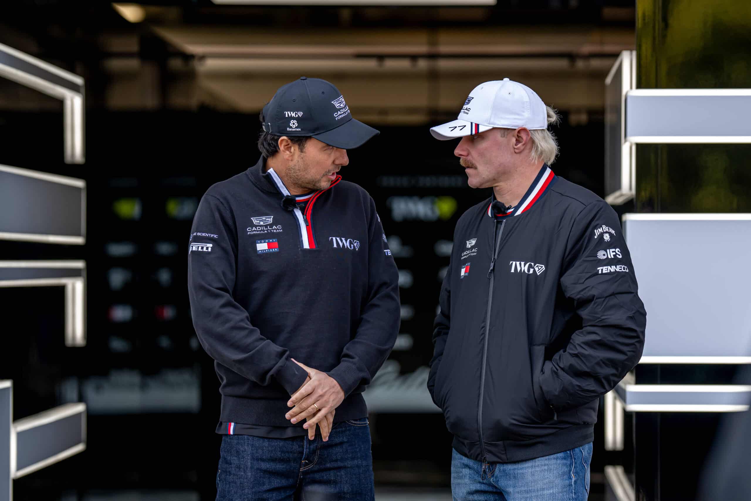 Cadillac-pomolta tyly arvio Valtteri Bottaksen esityksistä